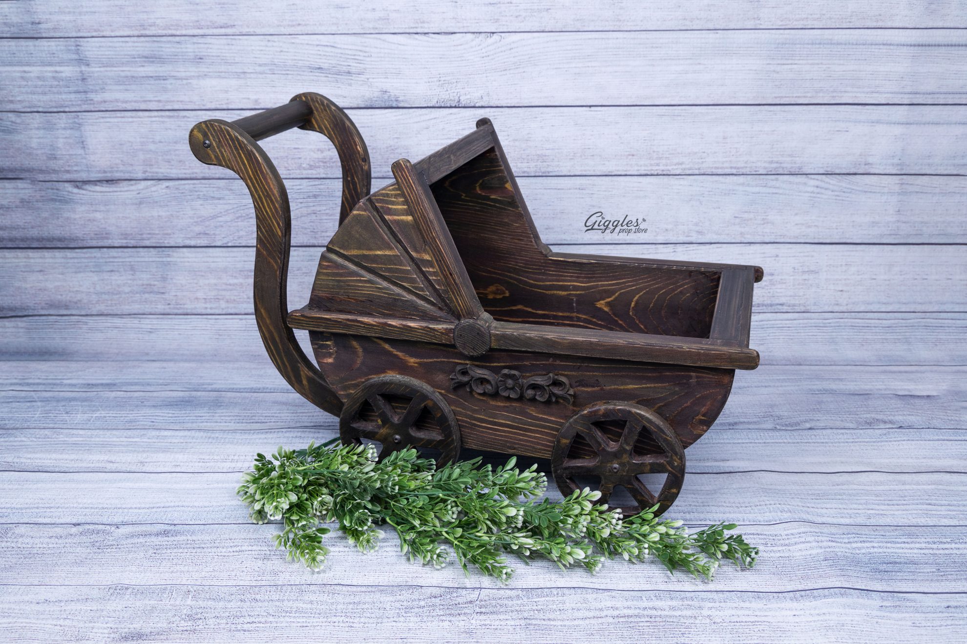 Rental - Giggles Prop Store